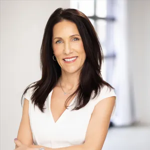 Alyssa Batista, Real Estate Agent - Compass