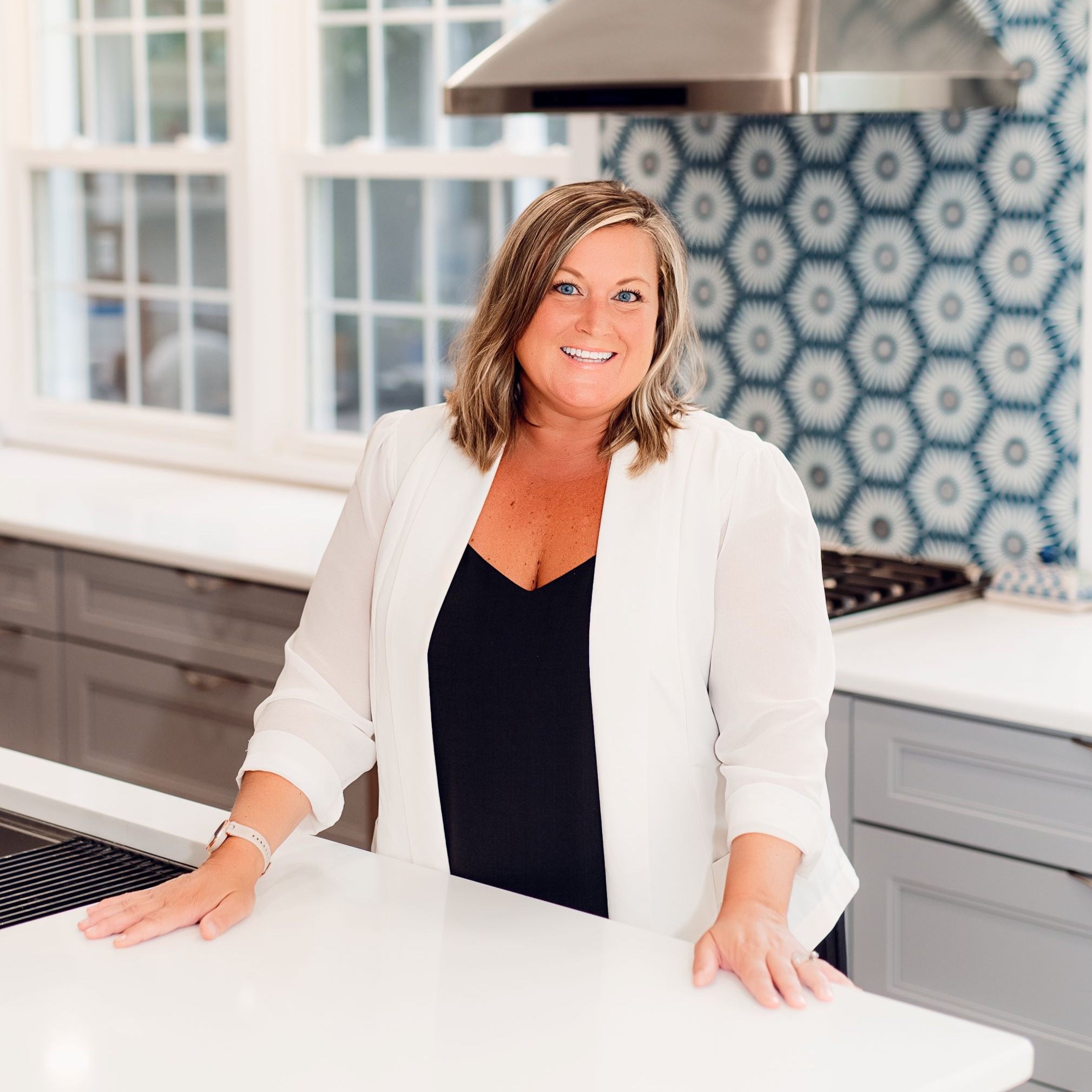 Jenn Devine, Real Estate Agent - Compass