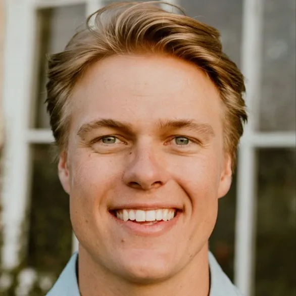 Michael Bell, Real Estate Agent - Compass