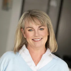 Mary Lockyer Browning, Real Estate Agent - Compass