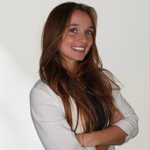 Amanda Manzo-Bilotti, Real Estate Agent - Compass