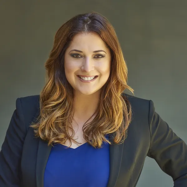 Lorisa La Vie Arnold, Real Estate Agent - Compass