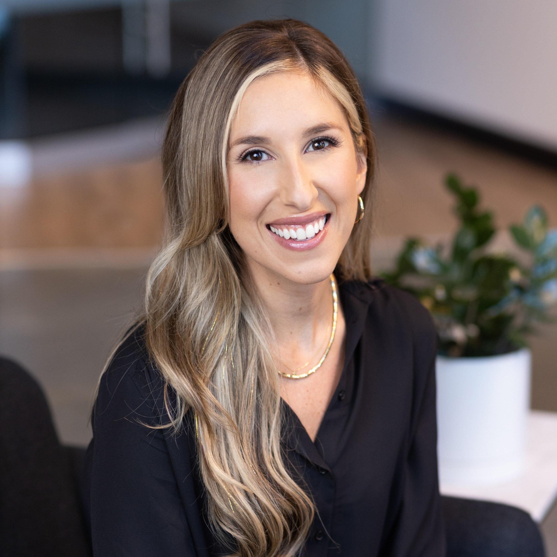 Sarah Rose Davis, Real Estate Agent - Compass