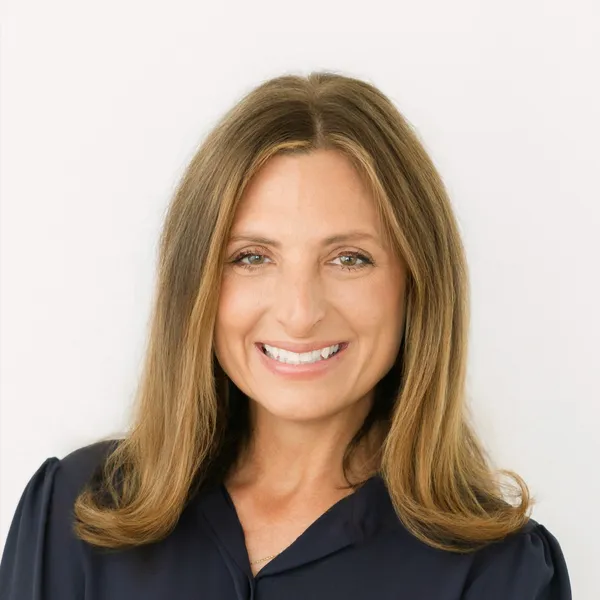 Tracy Creighton, Real Estate Agent - Compass