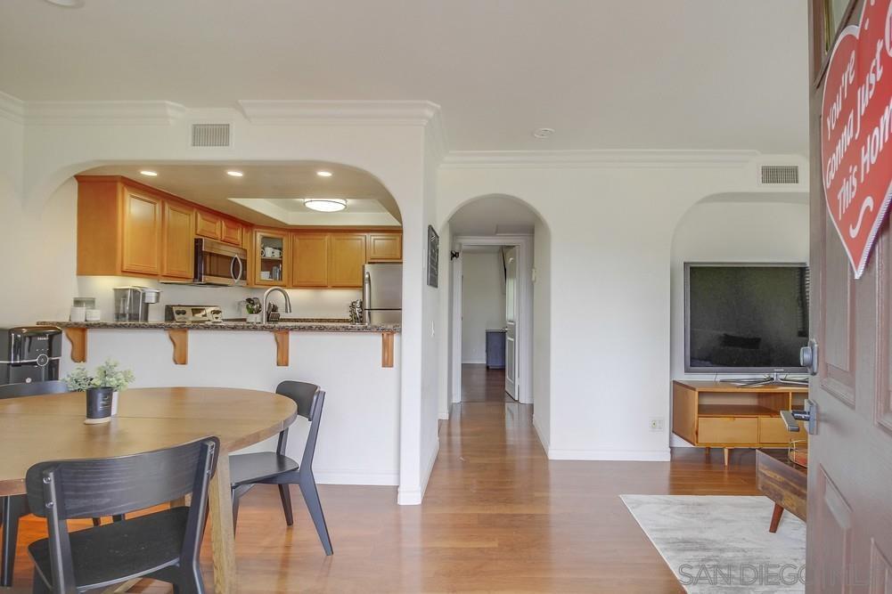 2736 B Street, Unit 205, San Diego, CA 92102 | Compass
