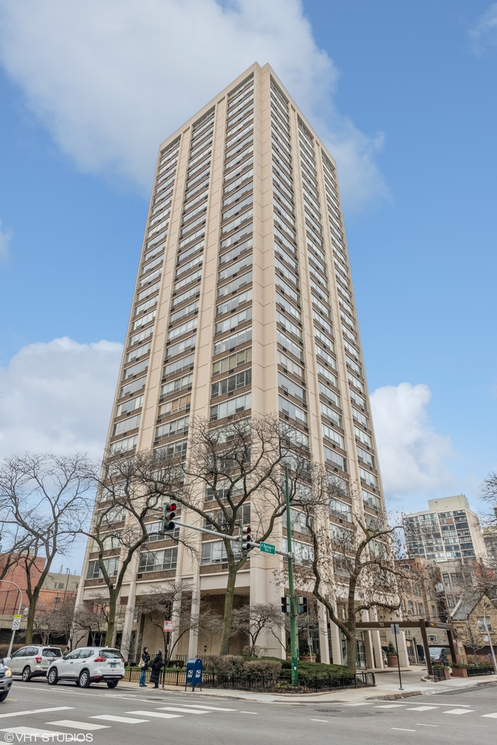 70 West Burton Place, Unit 505F, Chicago, IL 60610 | Compass