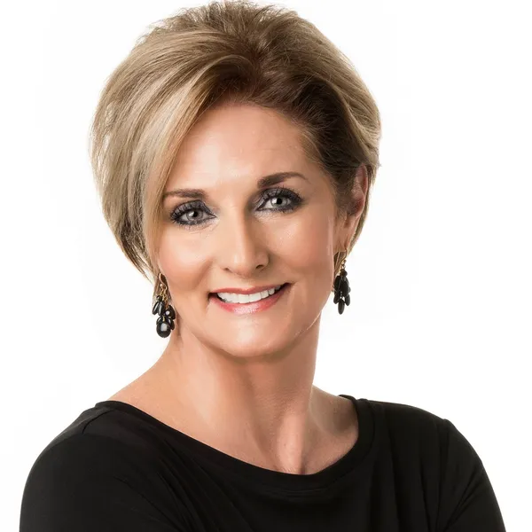 Debbie Hunn, Real Estate Agent - Compass