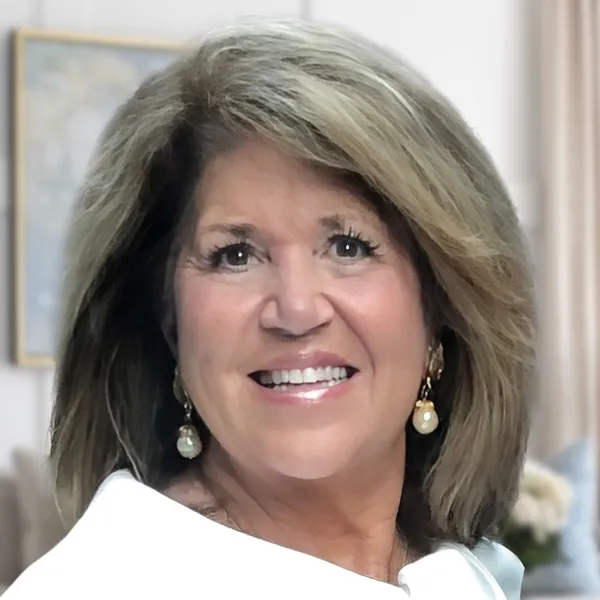 Linda Williams, Real Estate Agent - Compass