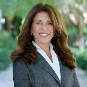 Adriana Faerman, Real Estate Agent - Compass