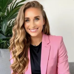 Chelsea Worrell, Real Estate Agent - Compass