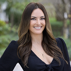 Yazmin Navarro, Real Estate Agent - Compass