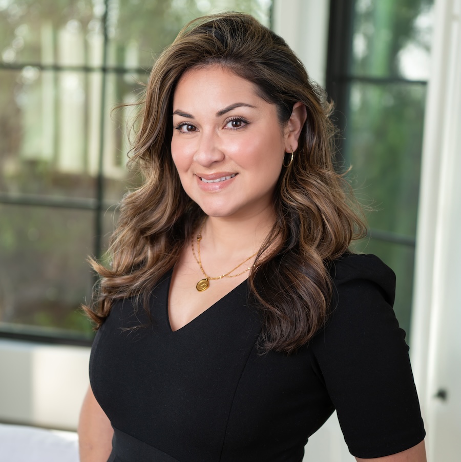 Lorena Andrade, Real Estate Agent - Compass