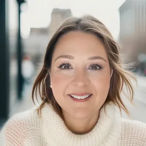 Amanda Martin, Real Estate Agent - Compass