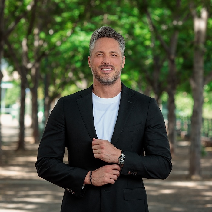 208 Agents in Denver Office, 4643 S Ulster St, Suite 500 - Compass