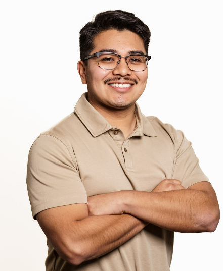 Victor Reynoso, Real Estate Agent - Compass