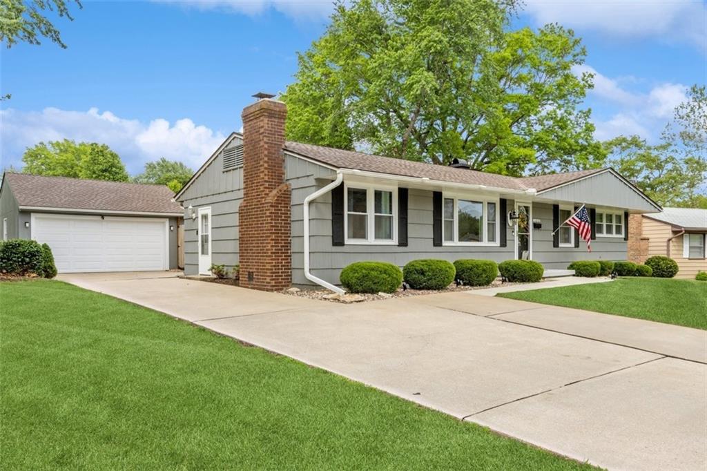 11616 East 38th Terrace South, Independence, MO 64052 | Compass