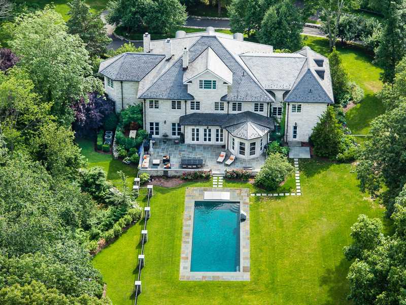 44 Hunting Ridge Rd, Greenwich, CT 06831 | MLS #84204 | Compass