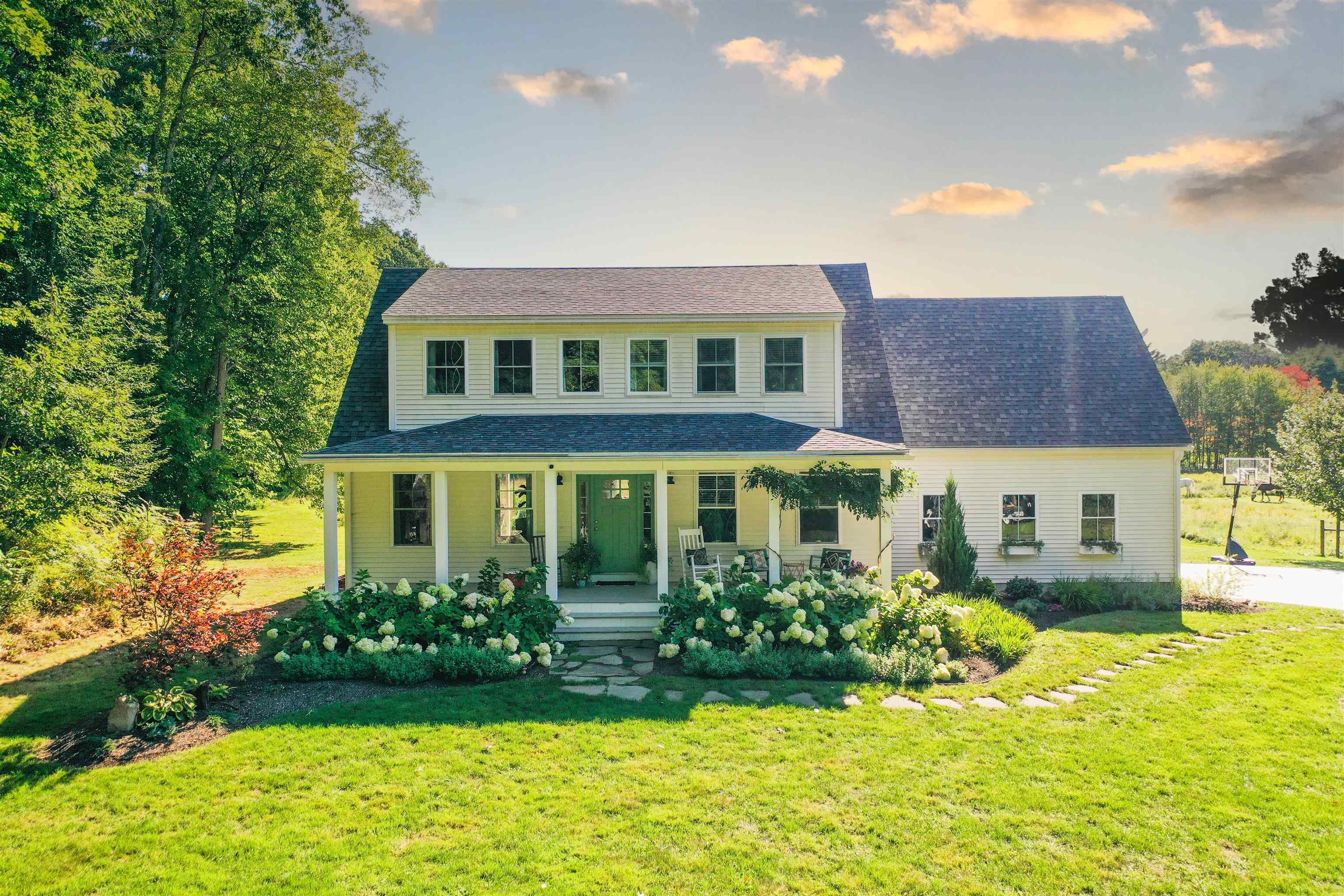 11 Towle Rd, Epping, NH 03042 | MLS #5044296 | Compass