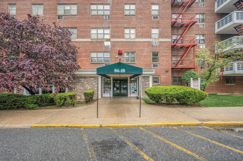 86-10 151st Avenue, Unit 3F | Compass