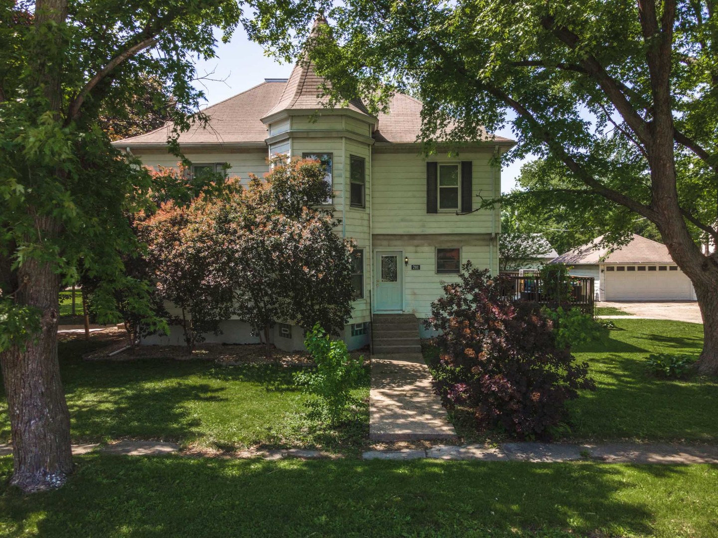 201 North Morgan Street, Odell, IL 60460 | Compass