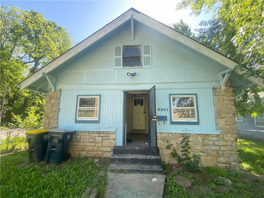 8201 Lydia Ave, Kansas City, MO 64131 | MLS #2553451 | Compass