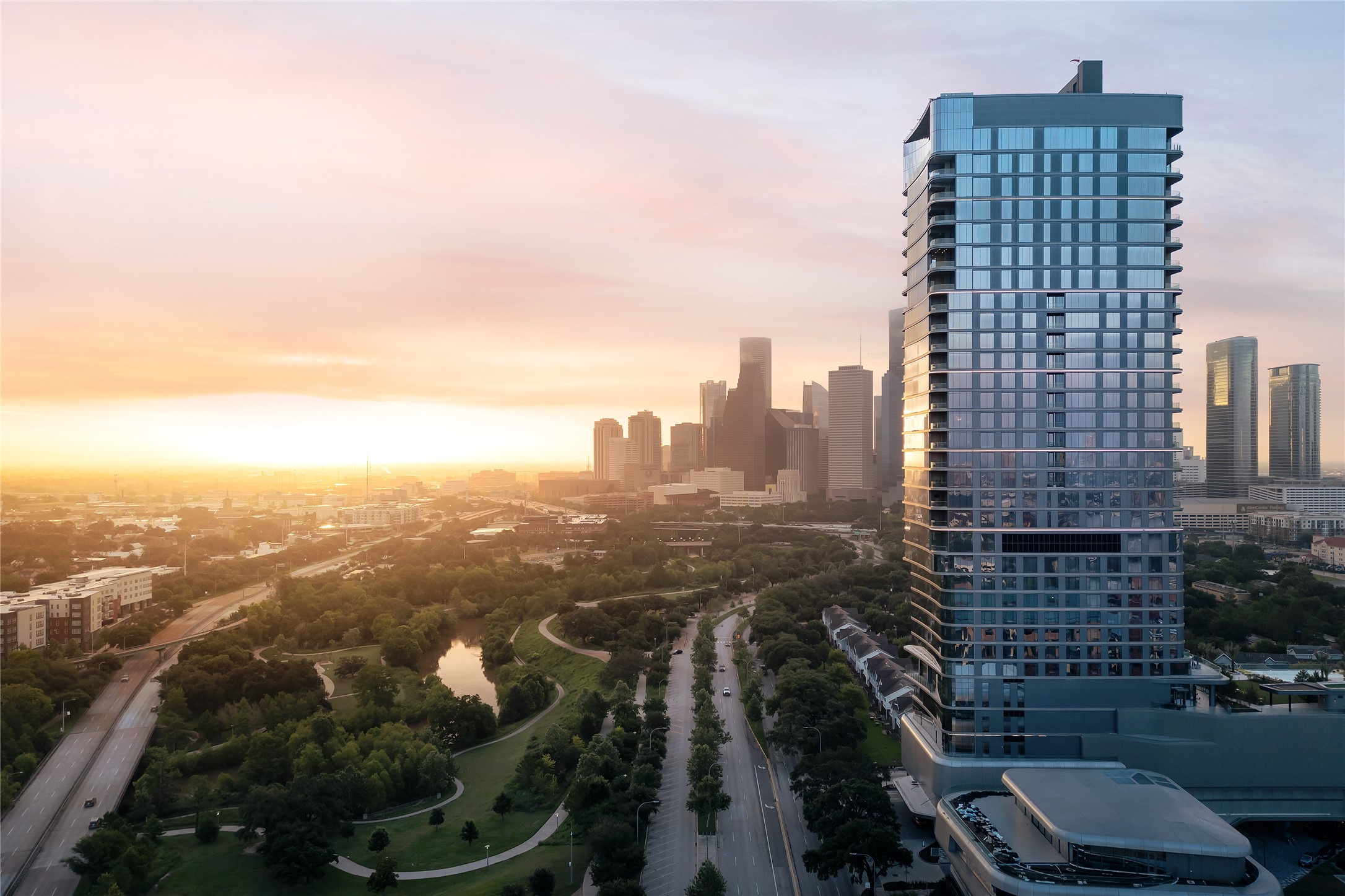 1711 Allen Pkwy, Unit 2207, Houston, TX 77019 | MLS #54600452 | Compass