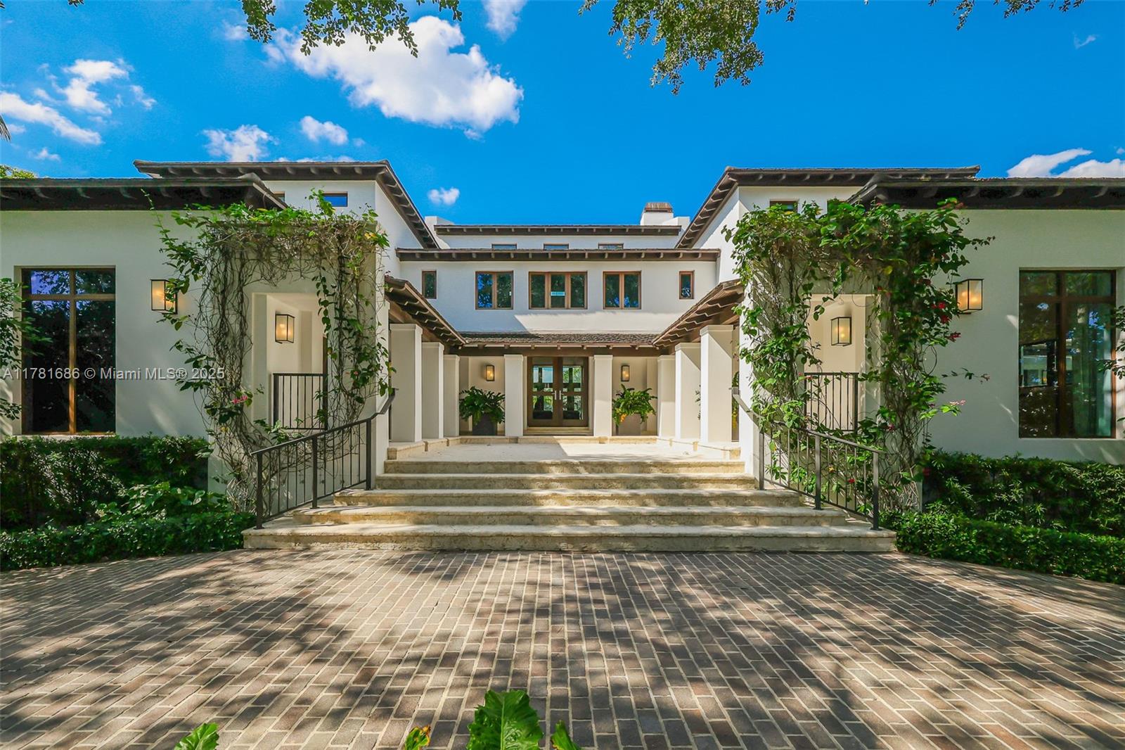 555 Arvida Pkwy, Coral Gables, FL 33156 | MLS #A11781686 | Compass