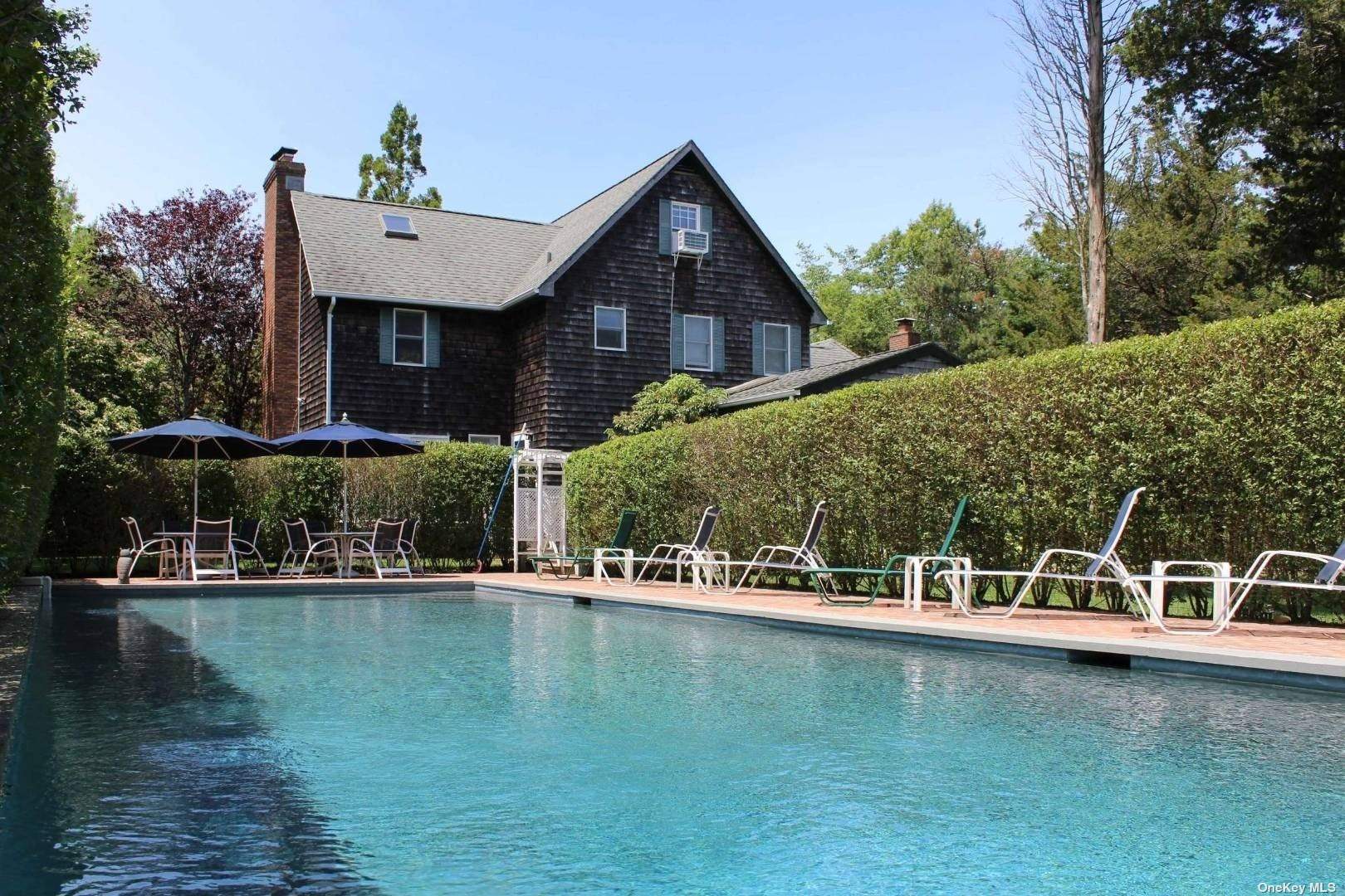 14 Hedge Row Lane, East Hampton, NY 11937 | Compass