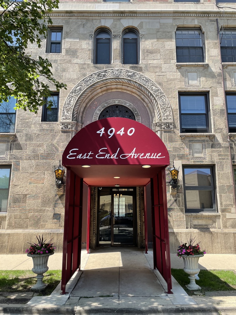 4940 South East End Avenue, Unit 10A, Chicago, IL 60615 | Compass