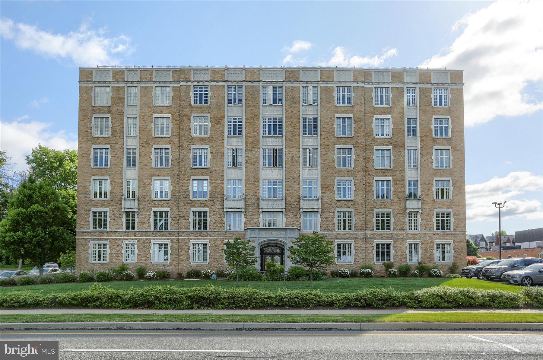 1525 North Front Street, Unit 401, Harrisburg, PA 17102 | Compass