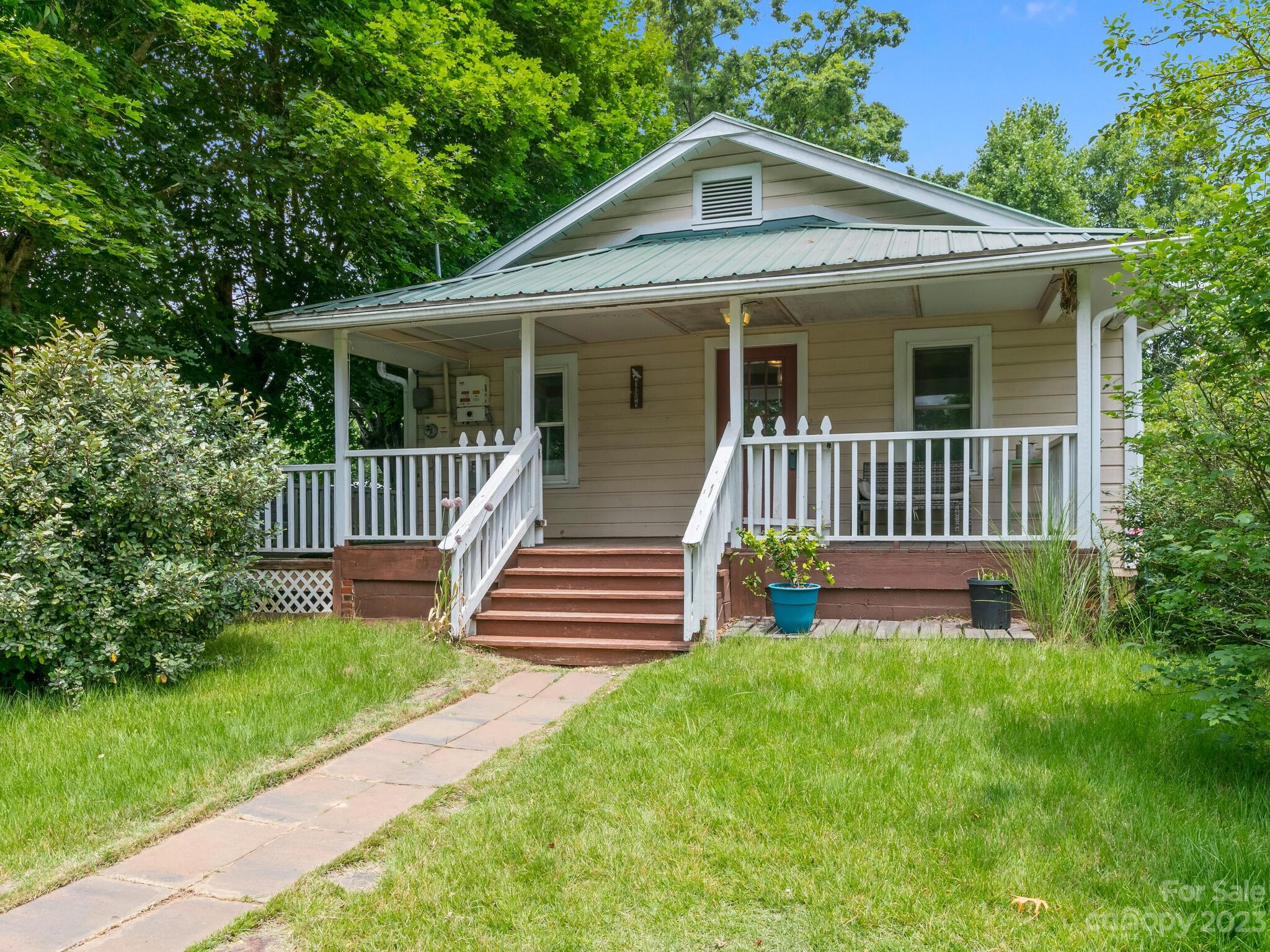 61 Jupiter Road, Weaverville, NC 28787 | Compass