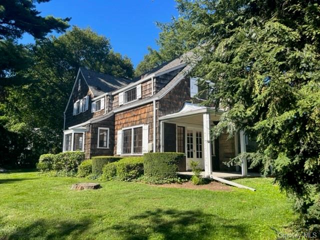 350 Stratton Road, New Rochelle, NY 10804 | Compass