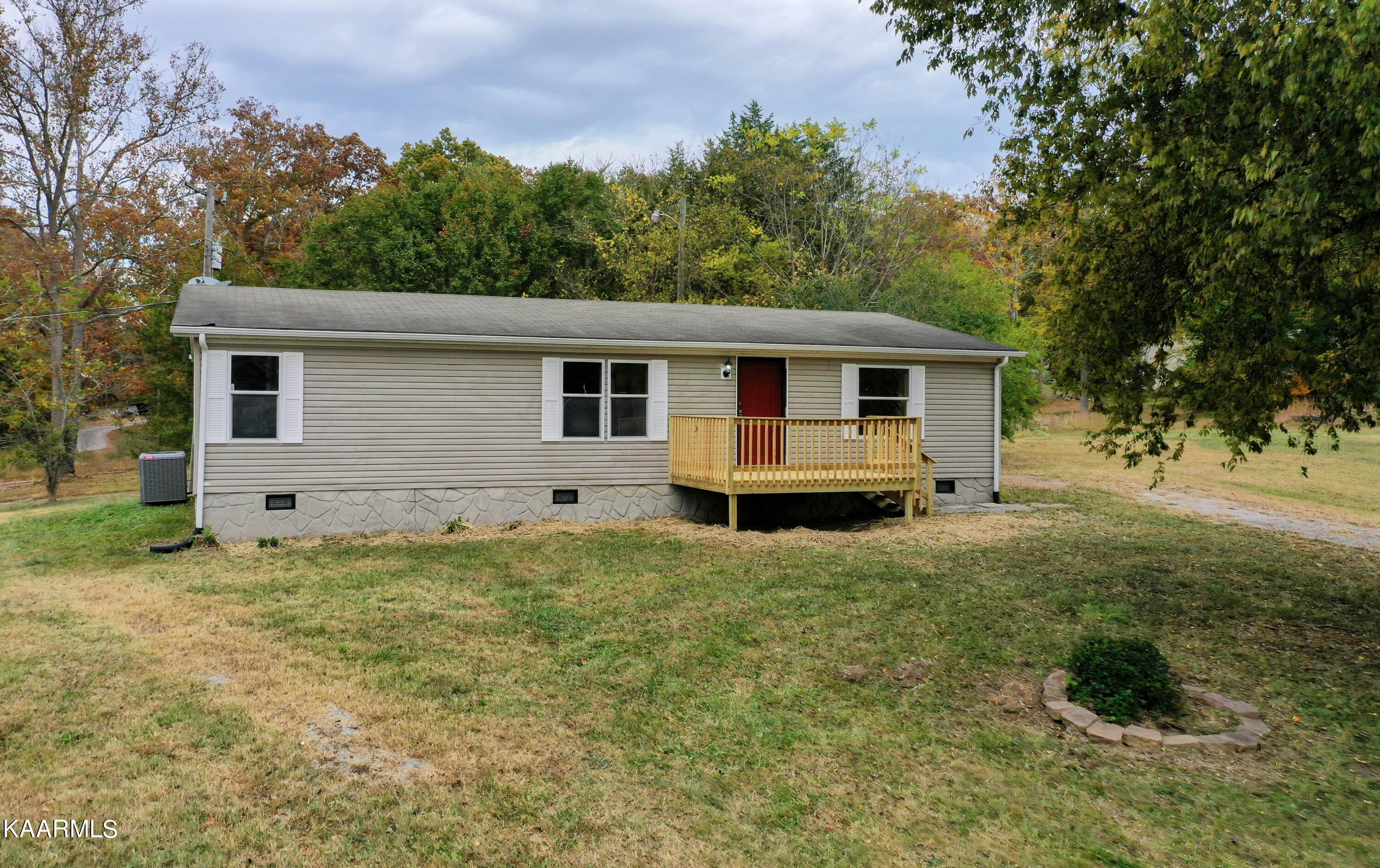 5102 East Emory Road, Knoxville, TN 37918 | Compass