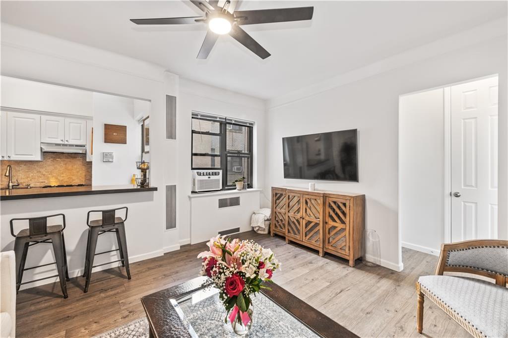 130 Bay Ridge Parkway, Unit 4H, Brooklyn, NY 11209 | Compass