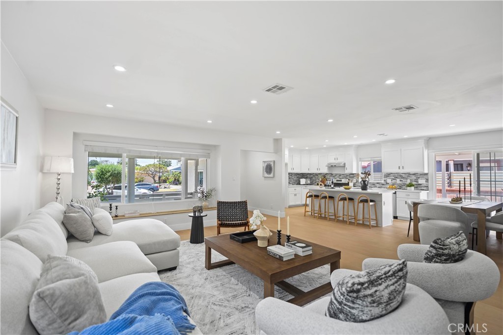 20832 Halldale Ave, Torrance, CA 90501 | MLS #WS25139401 | Compass