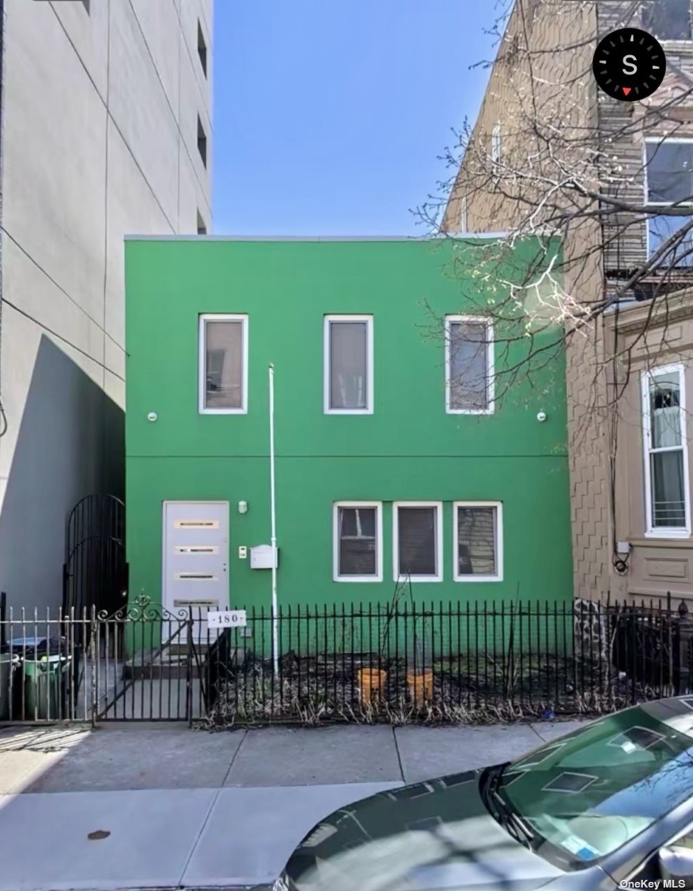 180 Eagle Street | Compass
