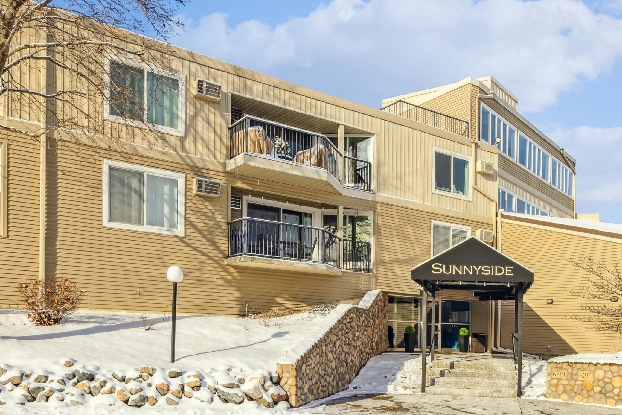6213 St Croix Trail North, Unit 207, Stillwater, MN 55082 | Compass