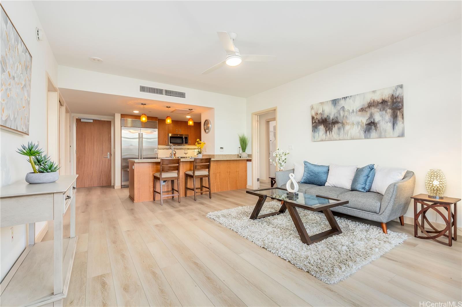 555 South Street, Unit 202, Honolulu, HI 96813 | Compass