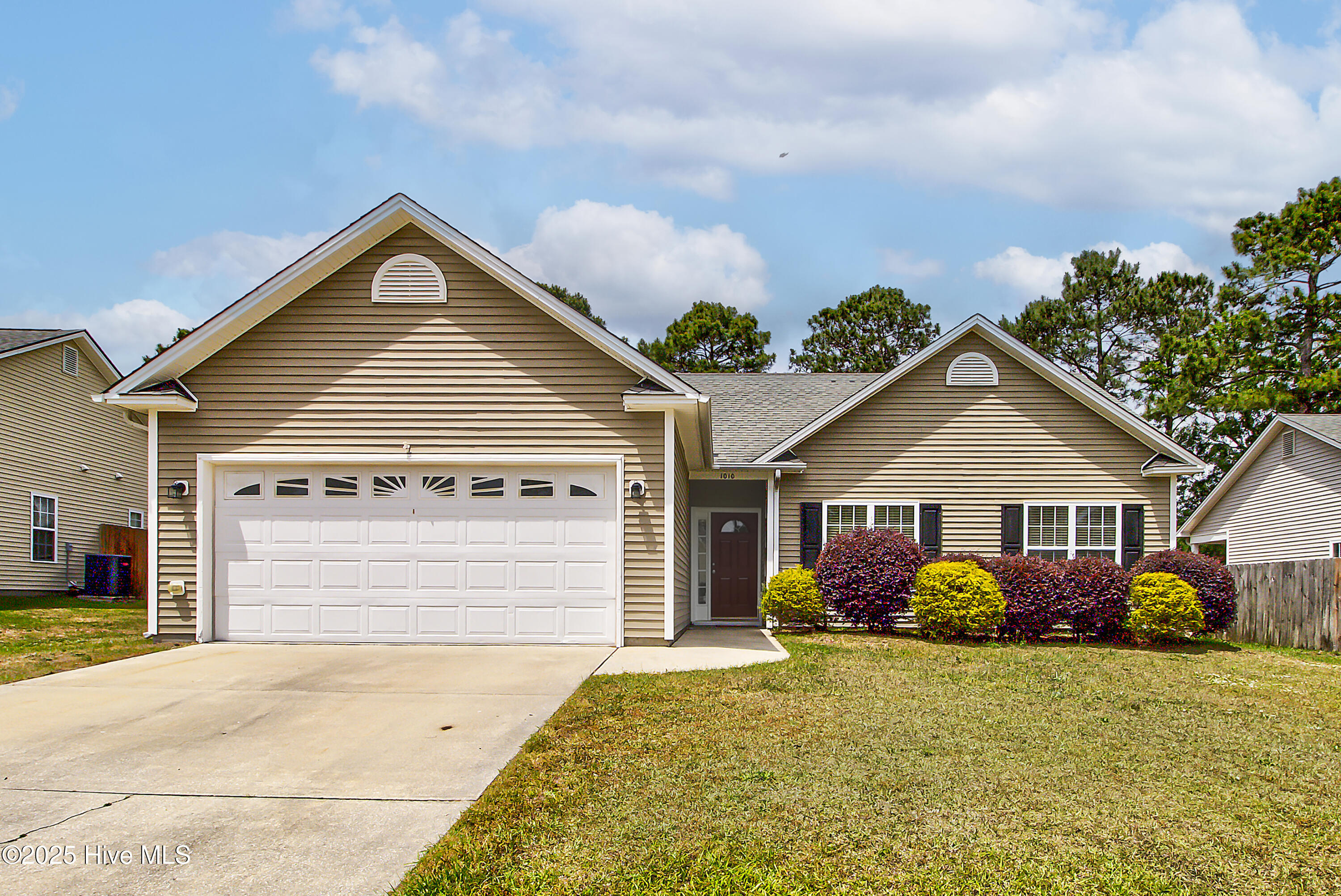 1010 Foxridge Way, Leland, NC 28451 | MLS #100503221 | Compass