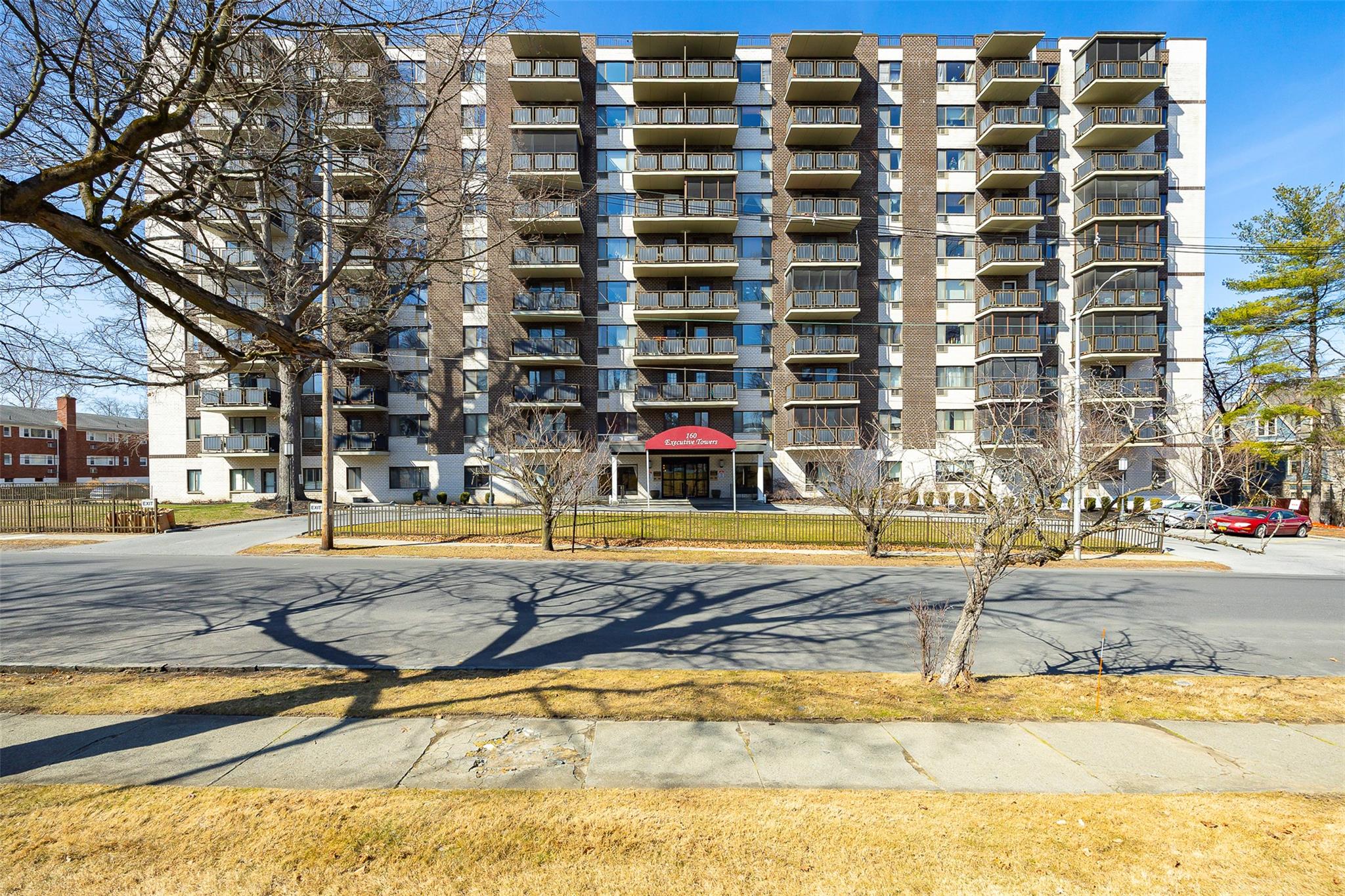 160 Academy St, Unit 3C, Poughkeepsie, NY 12601 | MLS #835953 | Compass