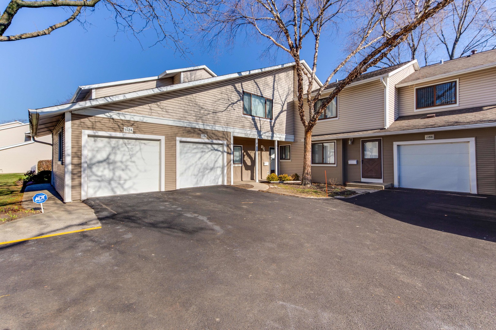 1184 East Cunningham Drive, Palatine, IL 60074 | Compass