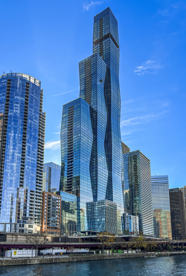 363 E Wacker Dr, Unit 6306, Chicago, IL 60601 | MLS #12316427 | Compass