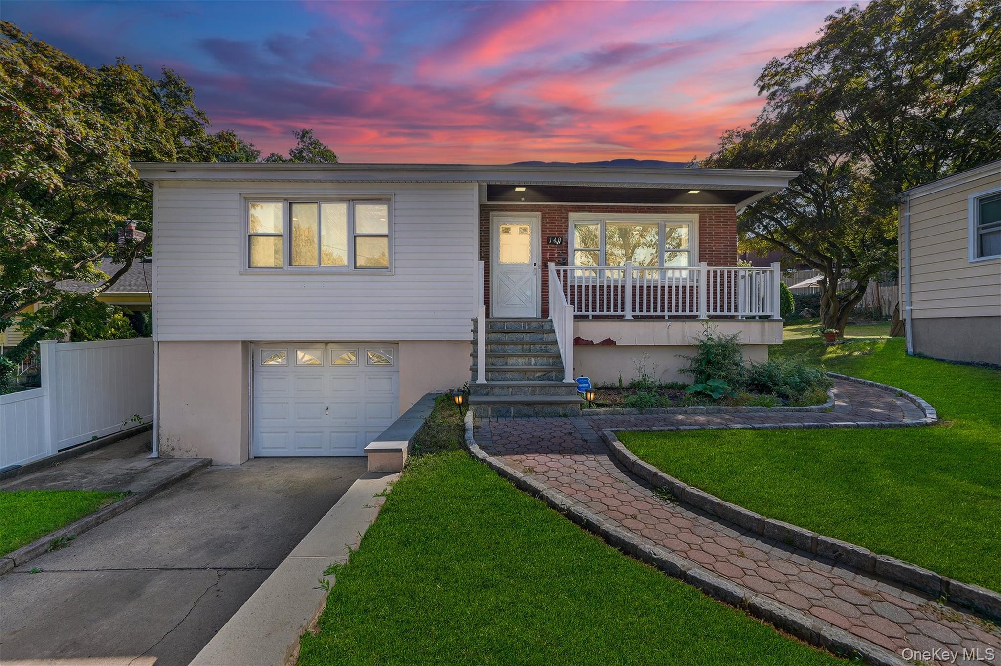 149 Curtis Ln, Yonkers, NY 10710 | MLS #913380 | Compass