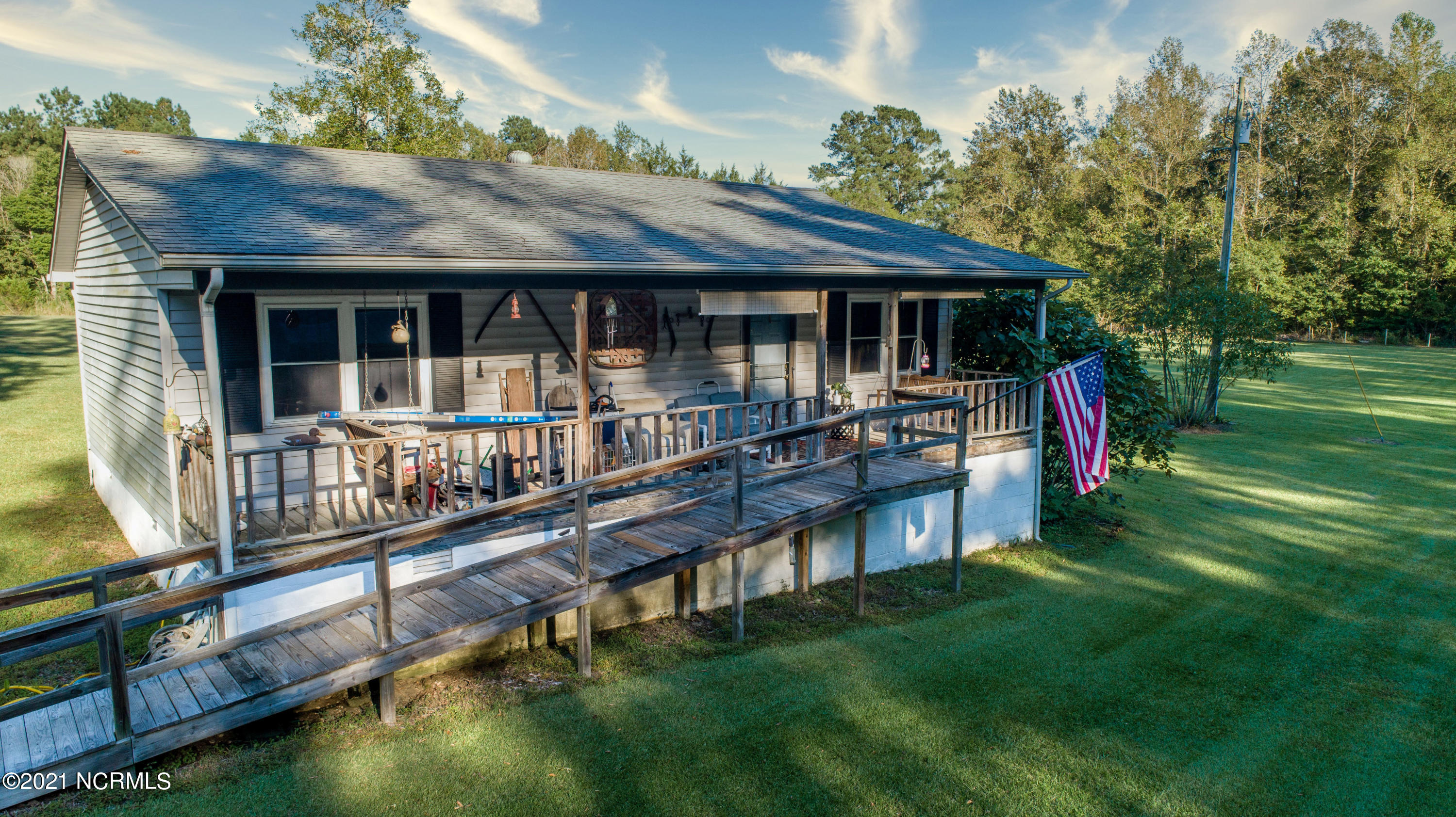 8401 Highway 17 N, Vanceboro, NC 28586 | Compass