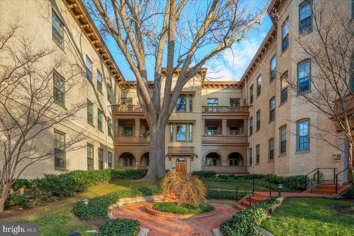 1527 30th Street Northwest, Unit B21, Washington, DC 20007 | Compass