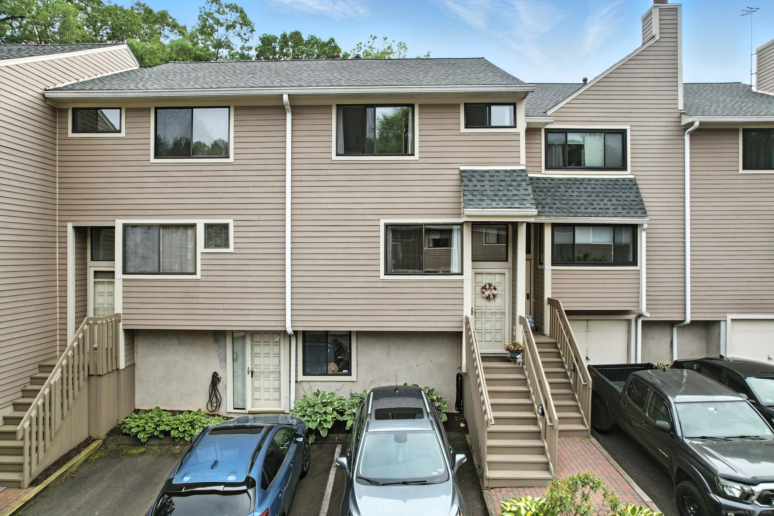 222 Sunrise Hill Rd, Unit 222, Norwalk, CT 06851 | MLS #24104449 | Compass