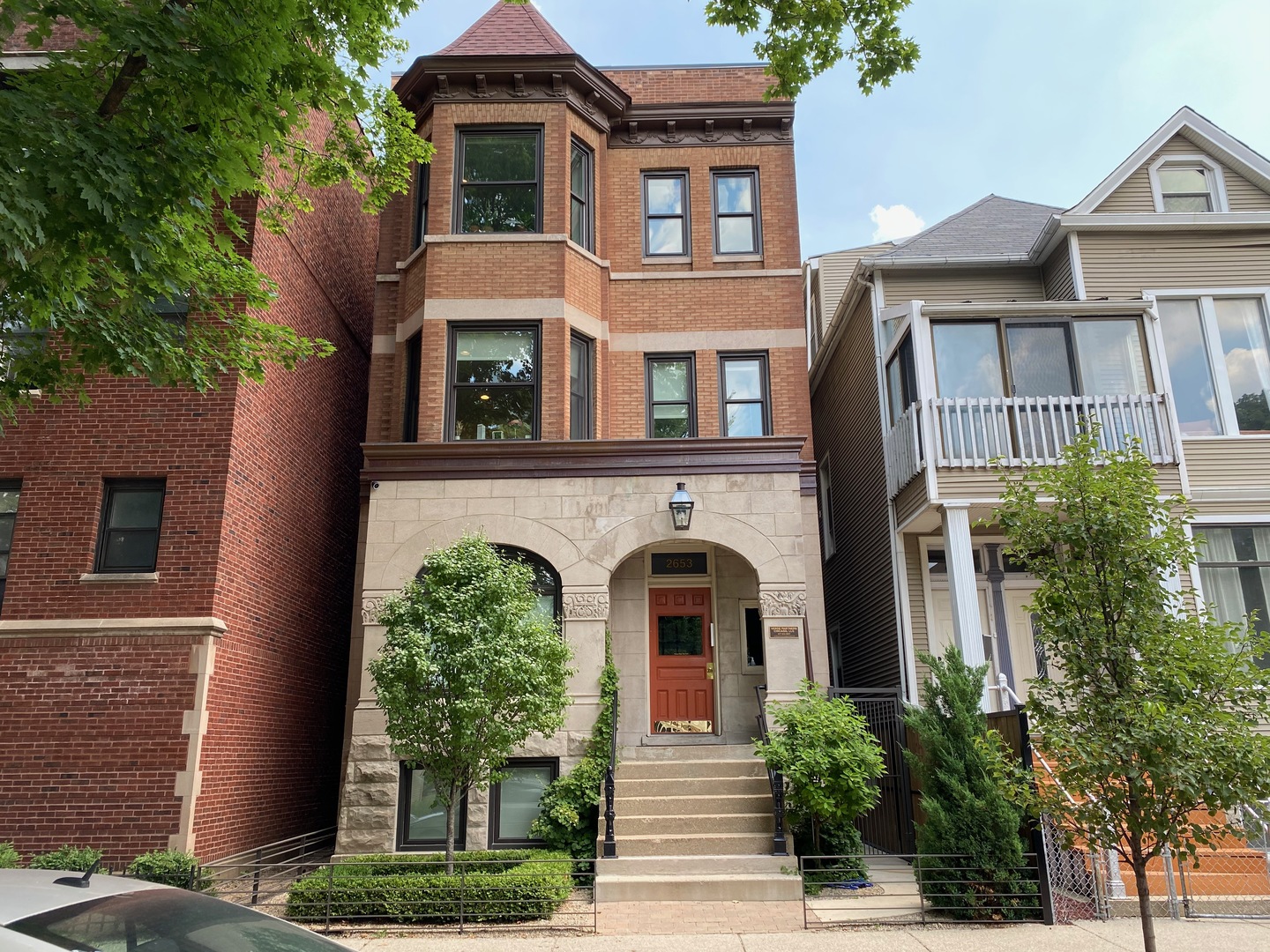 2653 N Wilton Ave, Chicago, IL 60614 | MLS #12502760 | Compass