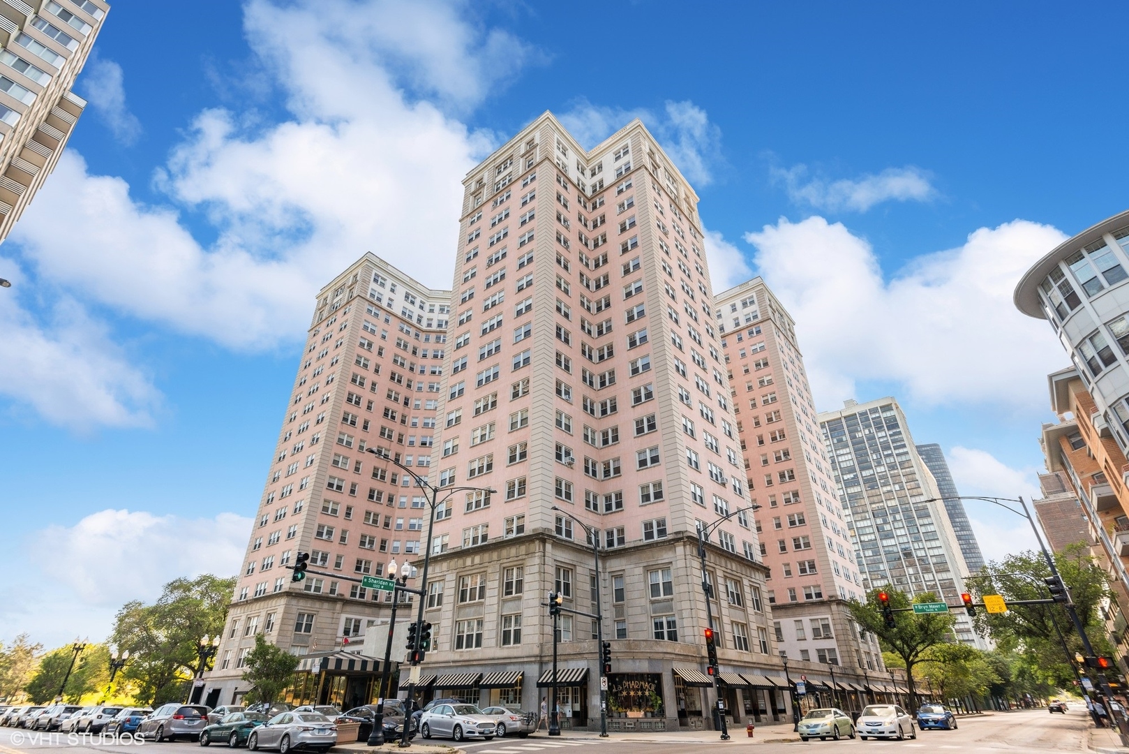 5555 North Sheridan Road, Unit 610, Chicago, IL 60640 | Compass