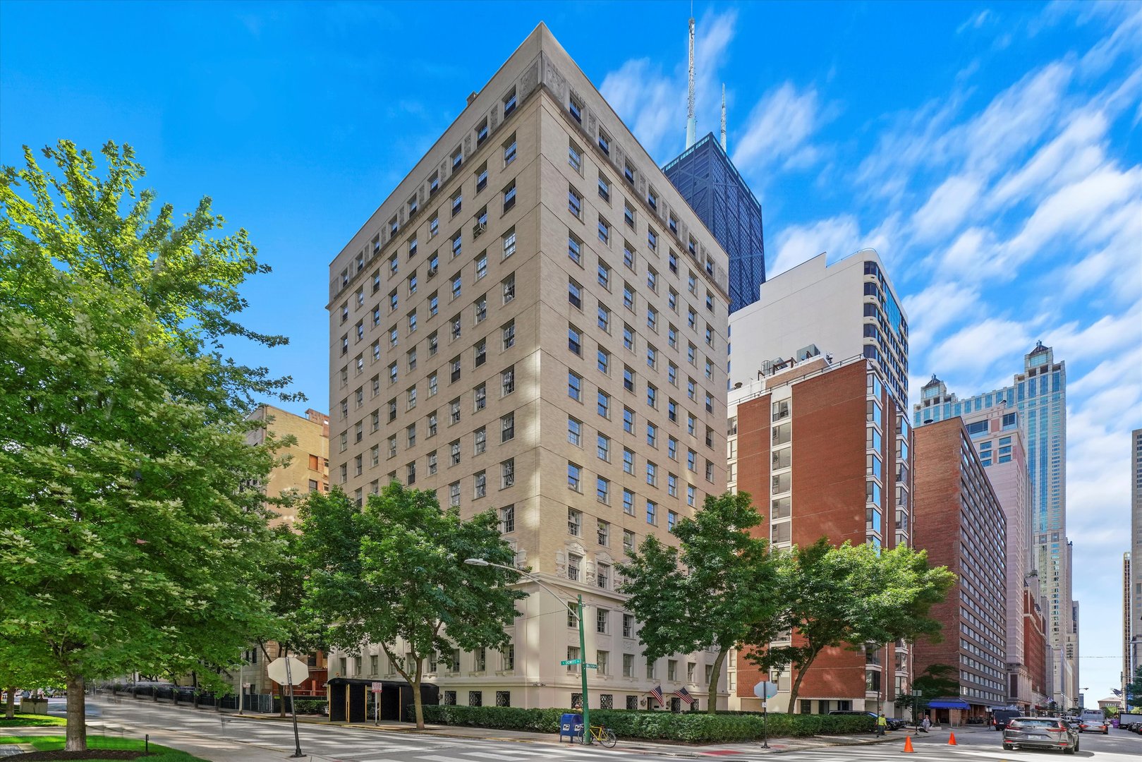 233 East Walton Place, Unit 4, Chicago, IL 60611 | Compass