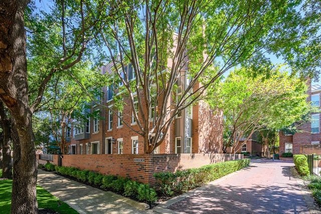 Dallas, TX Homes for Sale - Dallas Real Estate | Compass